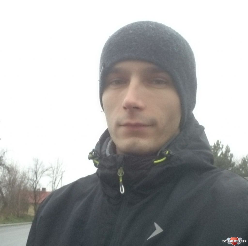 Handsome Polish man: user: TomekLbn, 34 years old