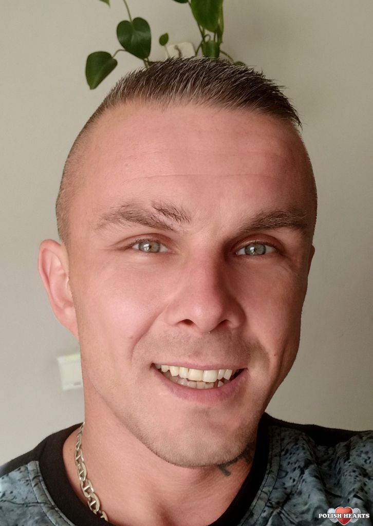 Handsome Polish man: user: Loverloser, 36 years old